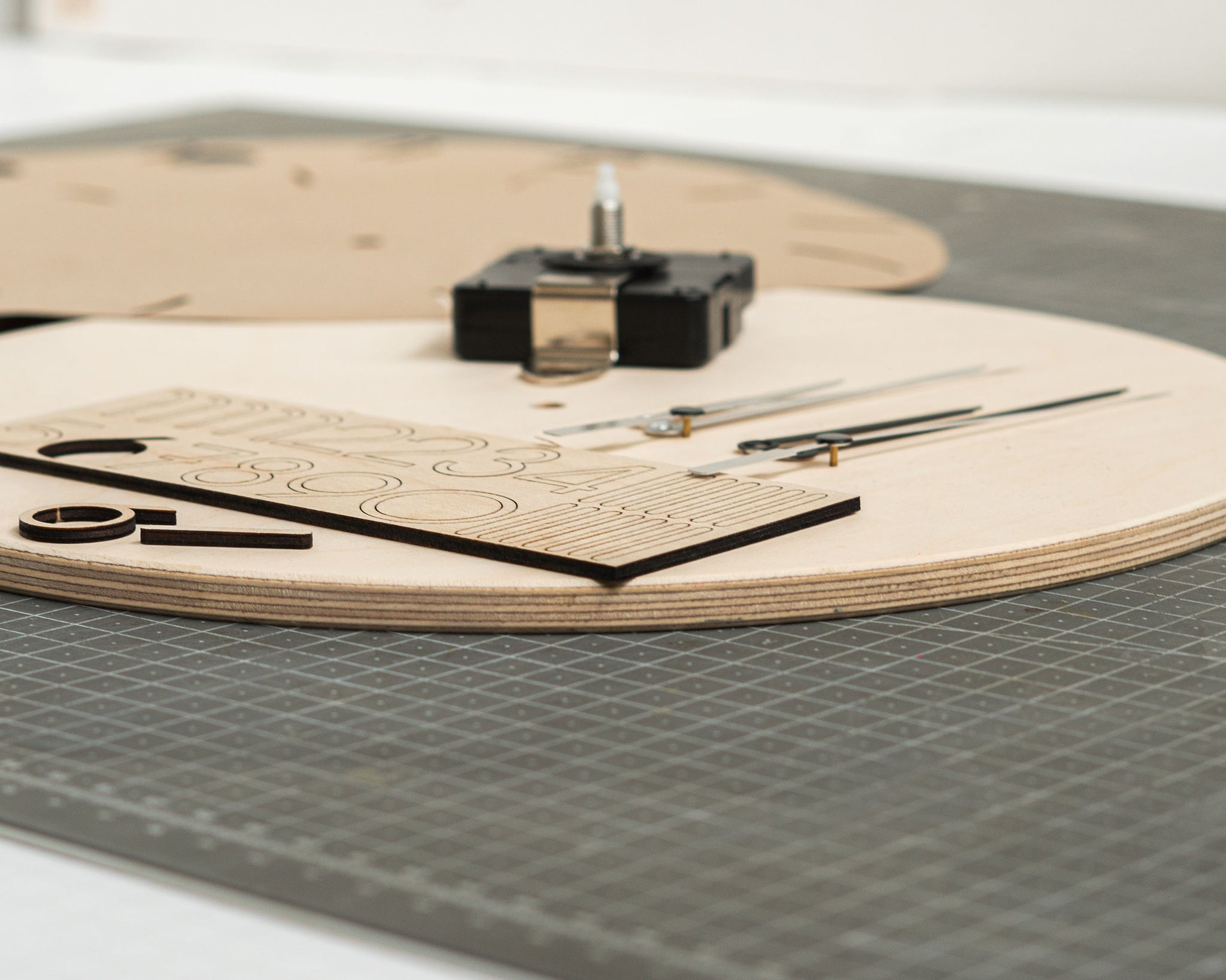 DIY Wall Clock Kit – Paladim Studio