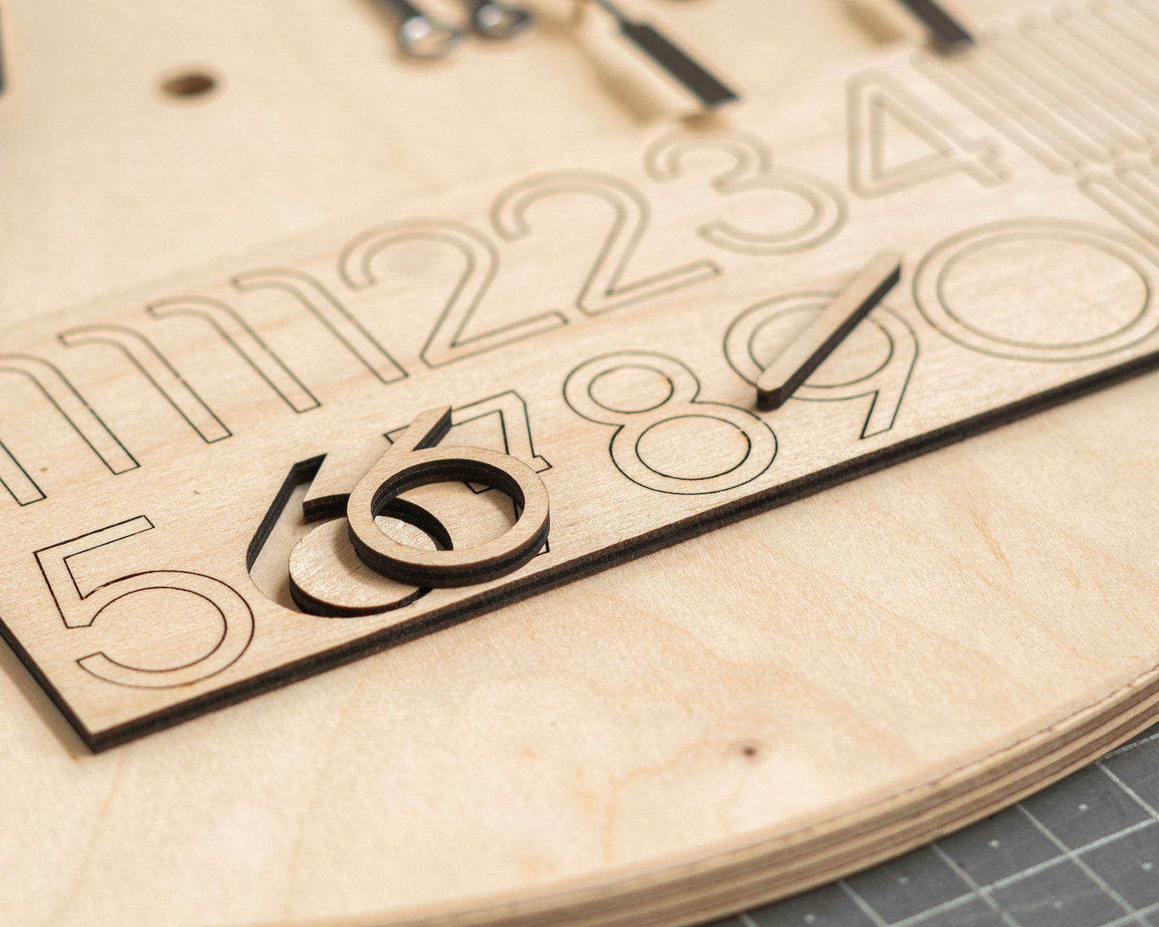 DIY Wall Clock Kit – Paladim Studio