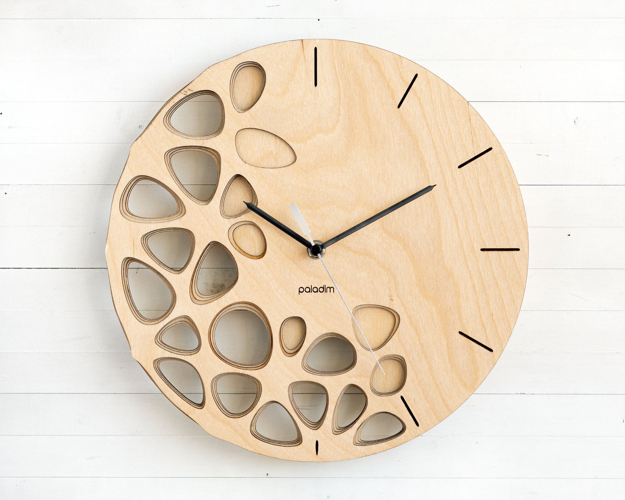 KLETKA Lite wall clock, plywood – Paladim Studio