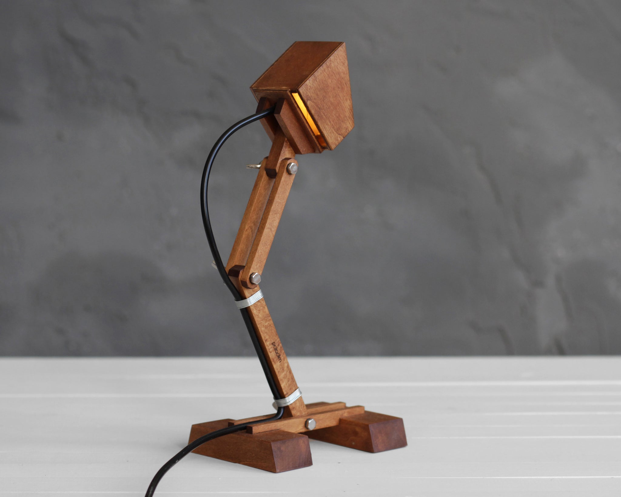KRANCHE miniature desk LED lamp – Paladim Studio