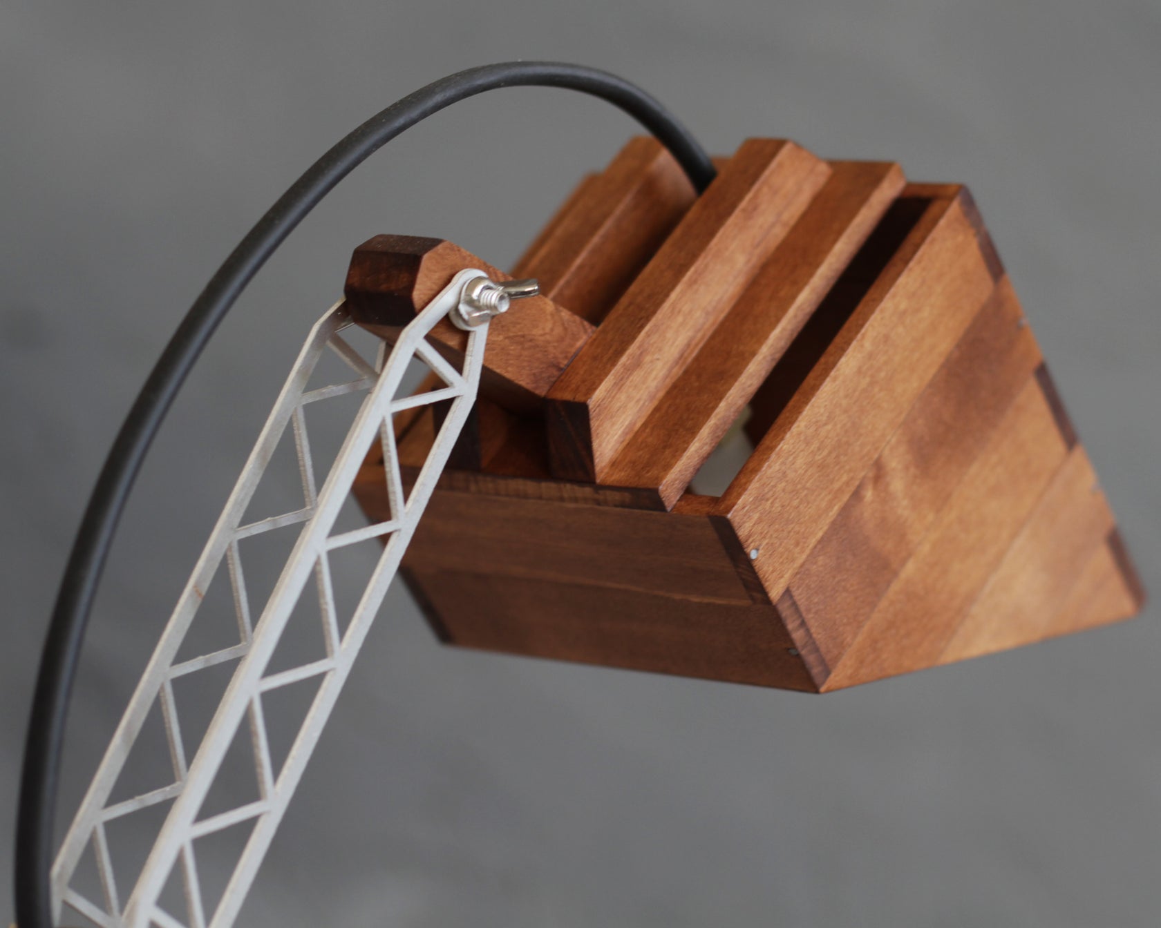 TANK adjustable desk lamp – Paladim Studio